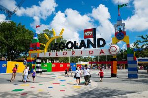 Legoland Ticket Prices (2024) - Amusement Park Prices 🦄